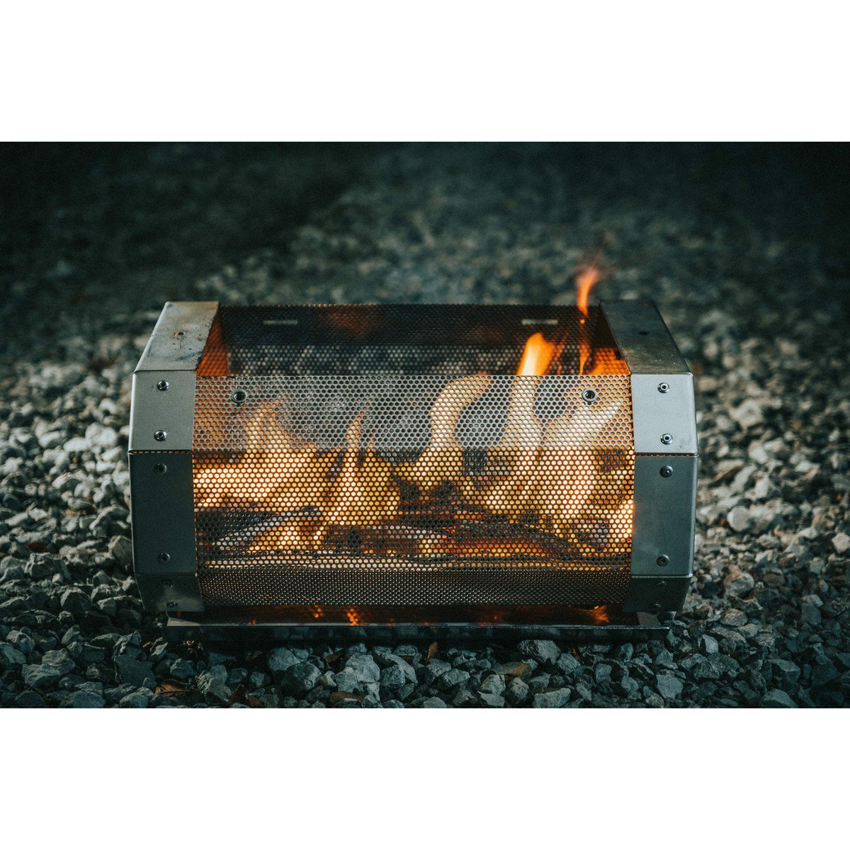 Pyro Camp Fire - Portable Fire Pit Kit - Steelmade